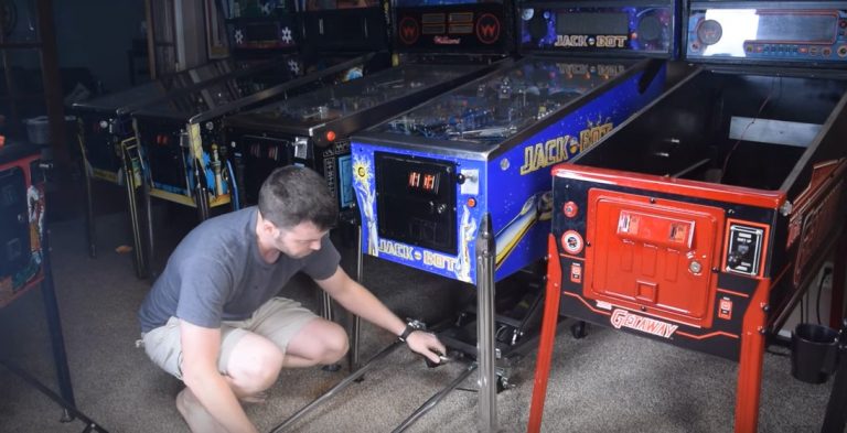 Modding a Lifting Cart for Pinball Machines | Fun With Bonus